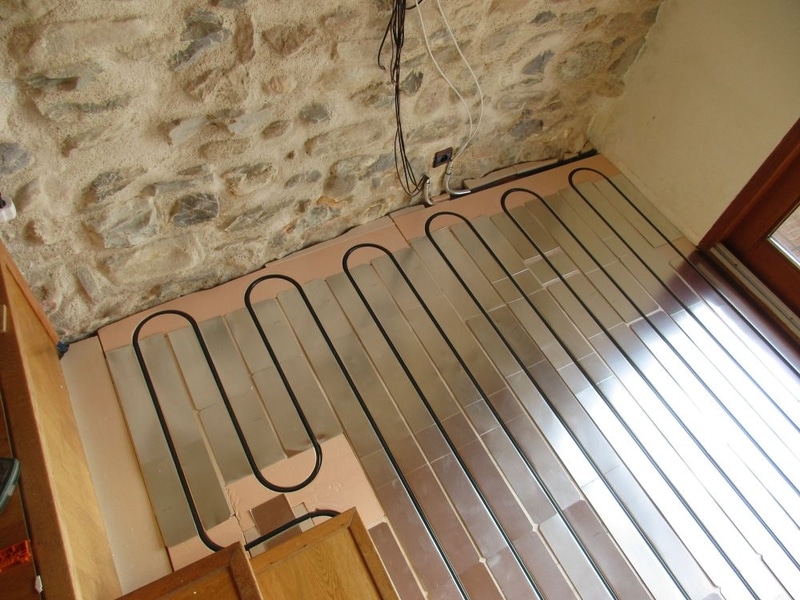 Le plancher chauffant RT2020 - Maison Passive par Caleosol