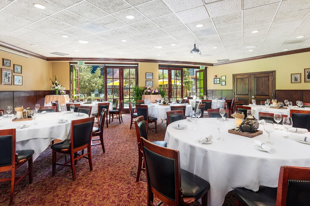 King’s Fish House, Seafood Restaurant located in Long Beach California