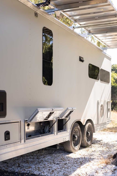 Living Vehicle HD24: Luxury Solar Electric Travel Trailer