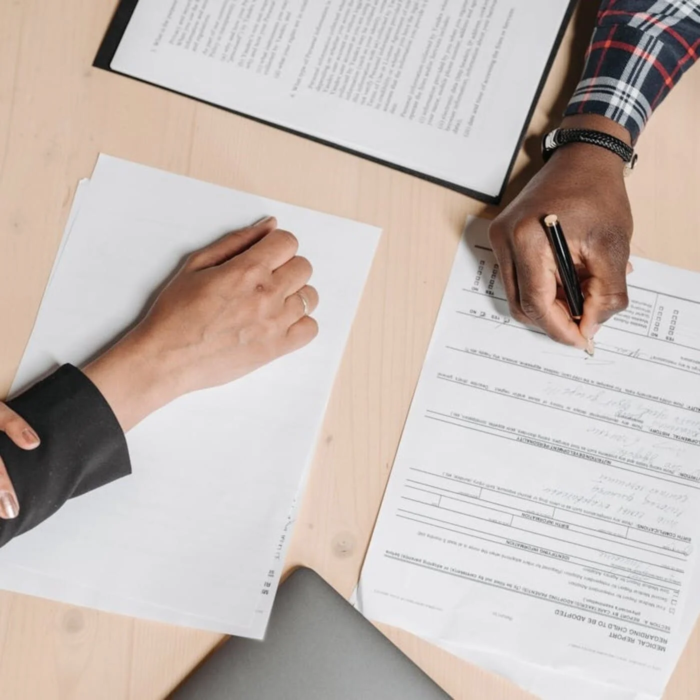 5 Ways to Tell if a Contract is Legally Binding | Smith.ai