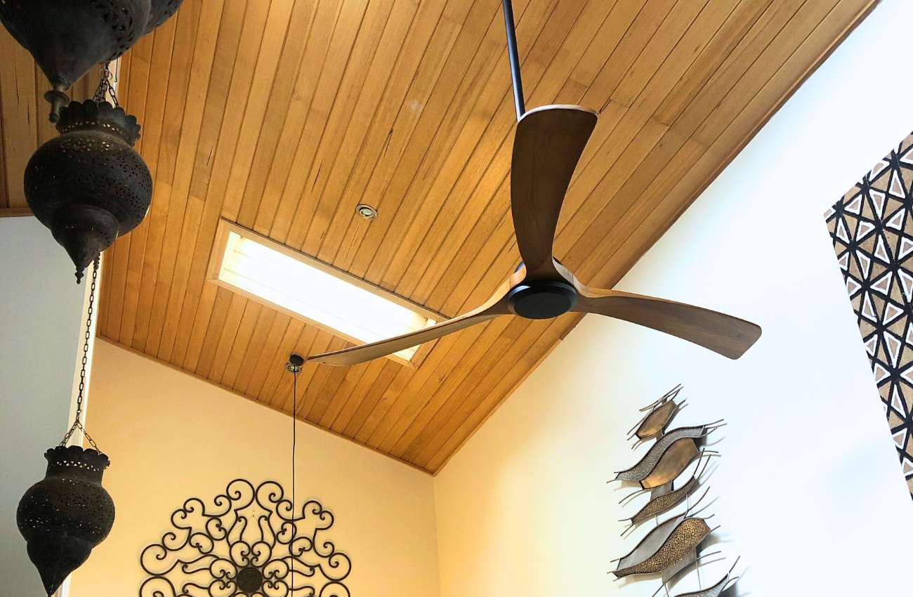 Choosing the Right Ceiling Fan Blades: ABS Plastic vs. Timber