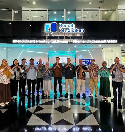 Assemblr Studio: What Is It, Features, and Use Cases