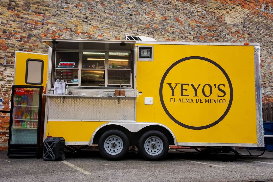 Yeyos Mexican Grill