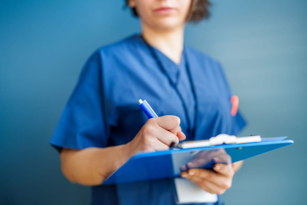 4 Best Nursing Clipboards for RNs and Students