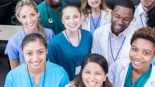 15 Leadership Roles in Nursing: And Their Impact on Healthcare