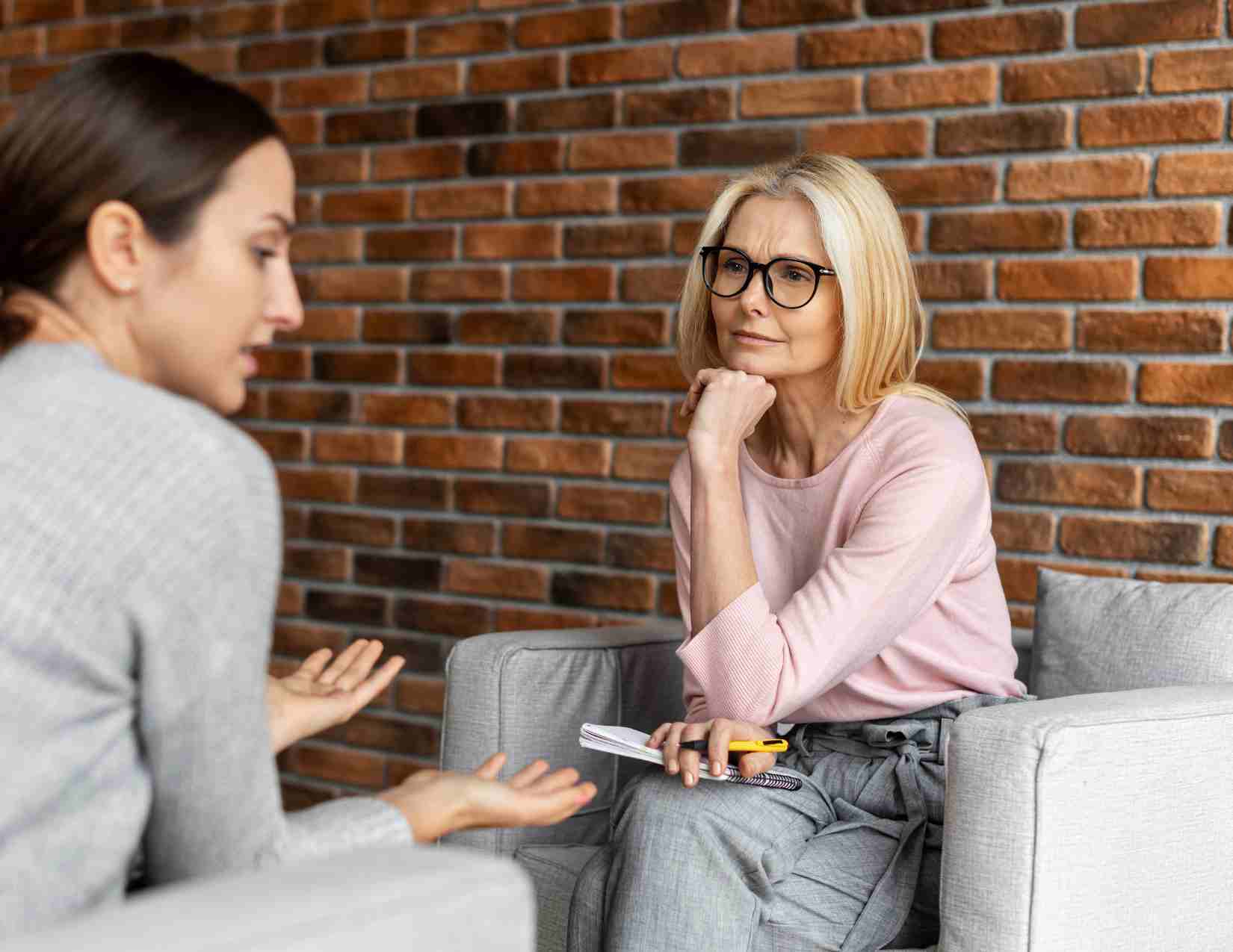 Embrace the Silence: Cultivating Non Verbal Communication Skills as a ...