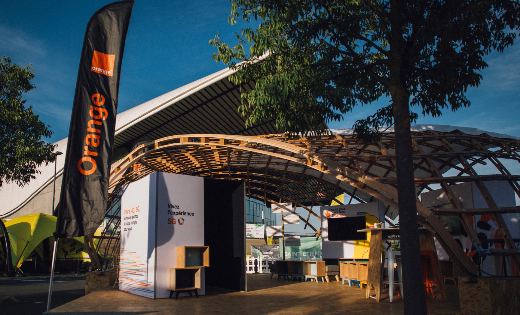 Une voûte iconique pour le Tour de France — FUGU® Structures