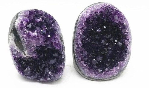 Crystal Identification: Best Identifier Apps, Stone Color Charts and Guides