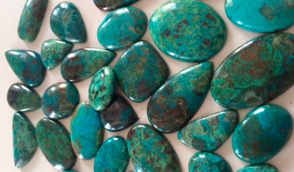 Chrysocolla: Meaning, Healing Properties and Powers