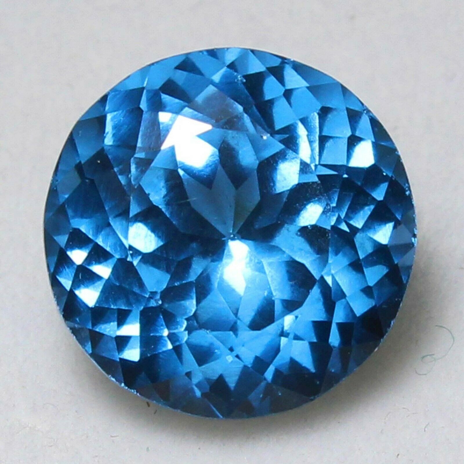 Indicolite (Blue Tourmaline): Meaning, Healing Properties, and Powers