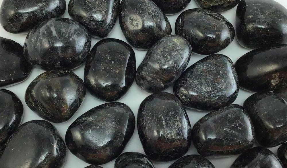 Arfvedsonite: Meaning, Healing Properties, and Powers