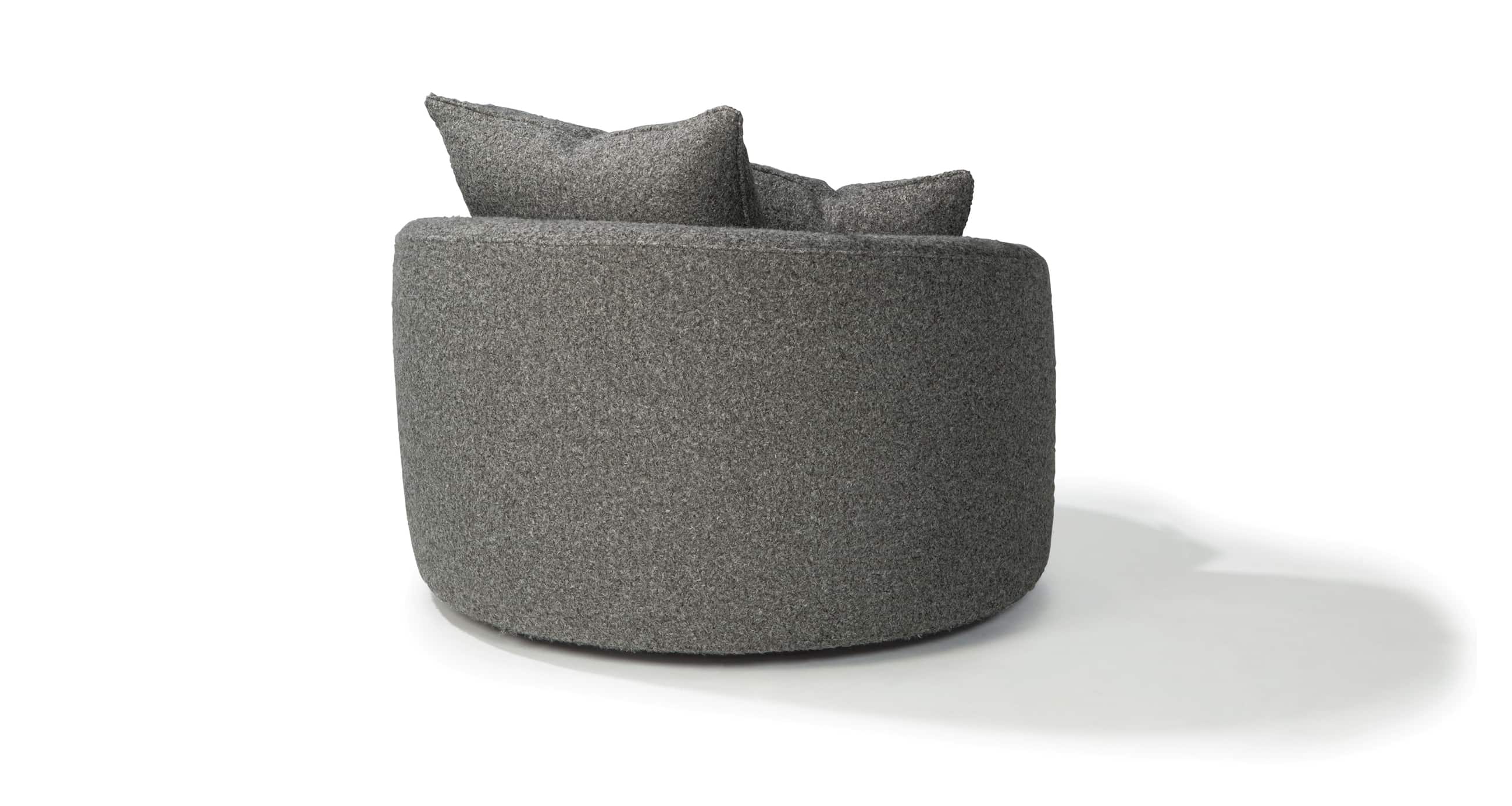 Giant Swivel Tub Chair