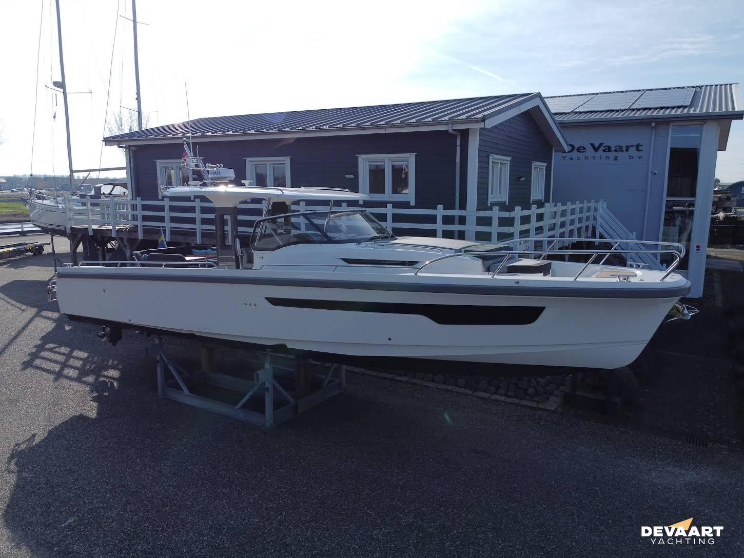 De Vaart Yachting - Nimbus Sealine Paragon Aquador Boats