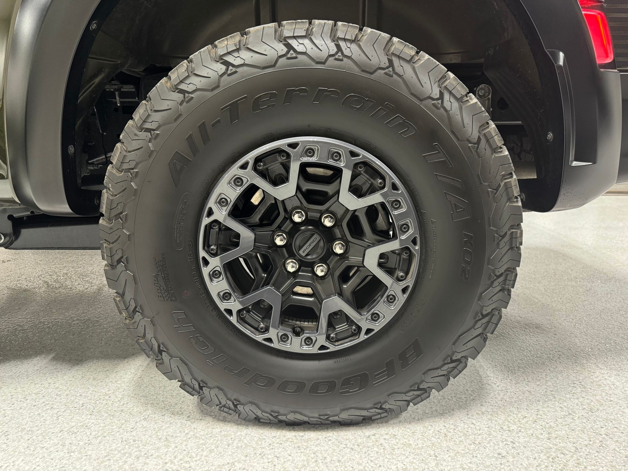 2024 Ford F150 Raptor R 5.2L V8 Supercharged *Shelter Green w/ Matching ...