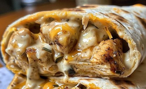 Recipe: Cheesy Garlic Chicken Wraps