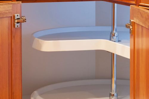 The Ultimate Guide to Organizing a Lazy Susan for Maximum Efficiency