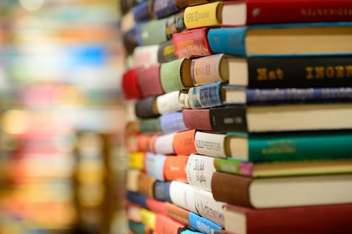 How to Organize Books Without a Bookshelf: Creative Storage Ideas