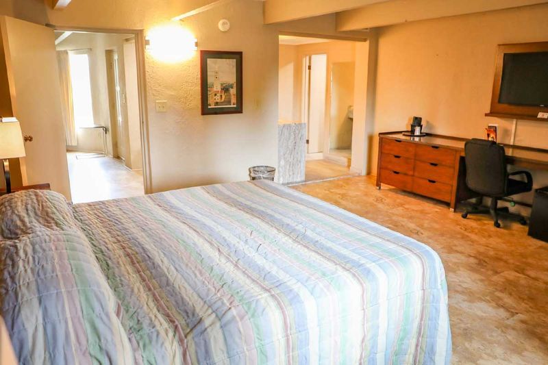 South of the Border Motor Inn - South of the Border