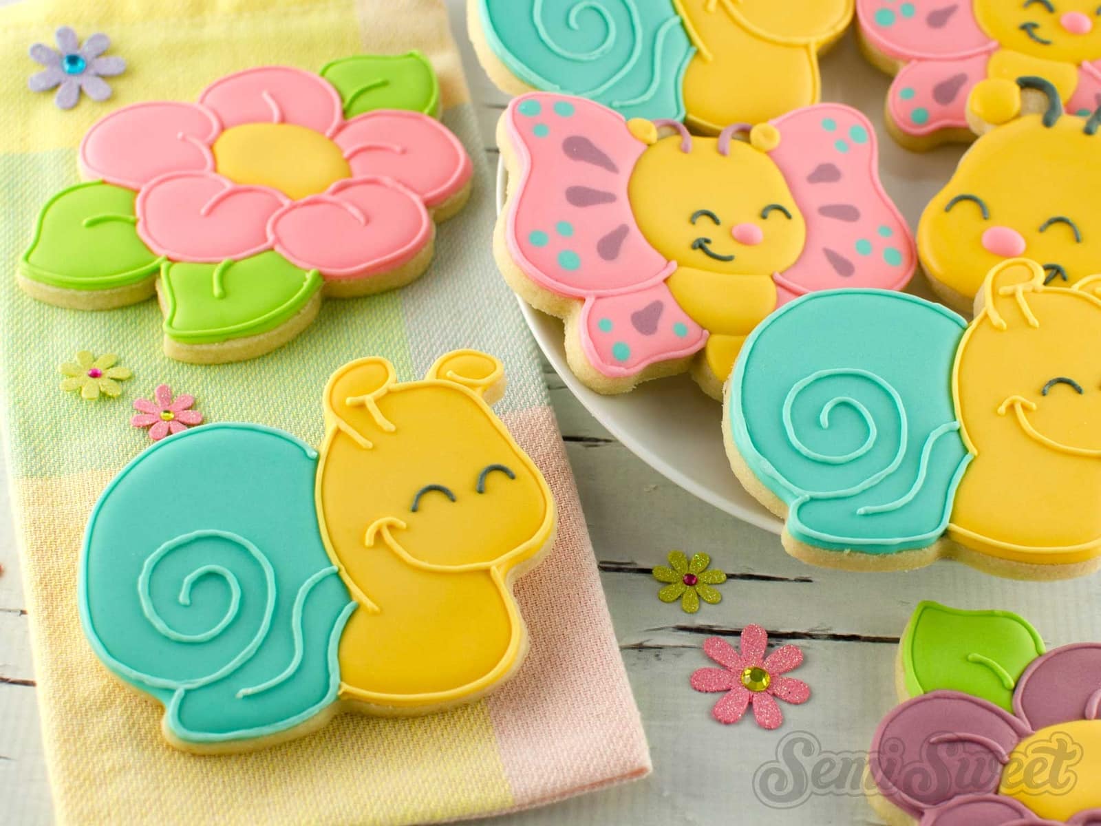 How to Make Snail Cookies