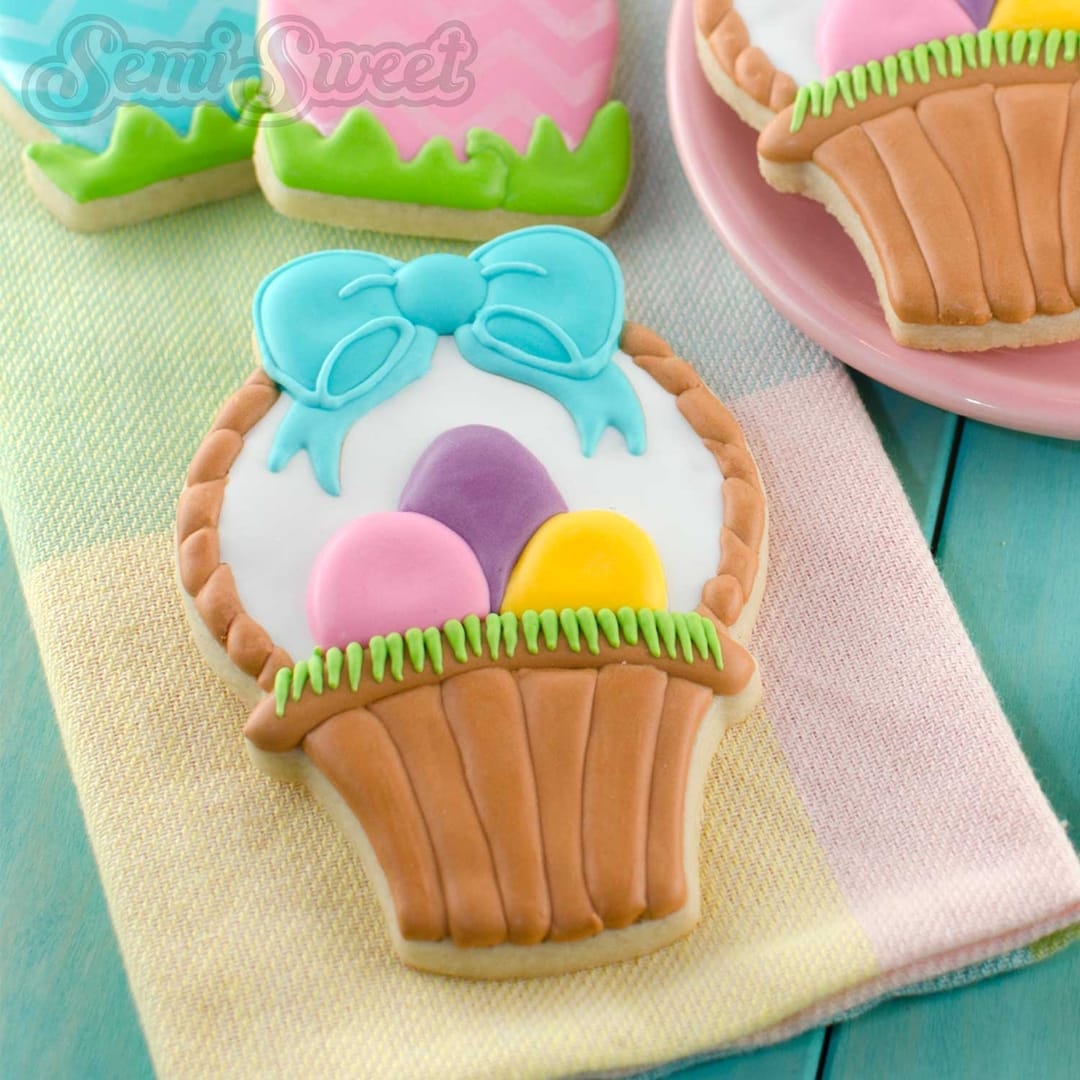Decorate Cute Easter Bunny Cookies