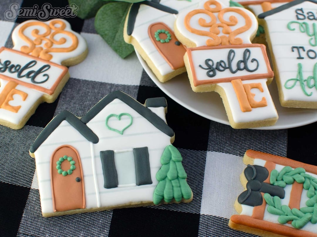 How to Make Cottage House Cookies