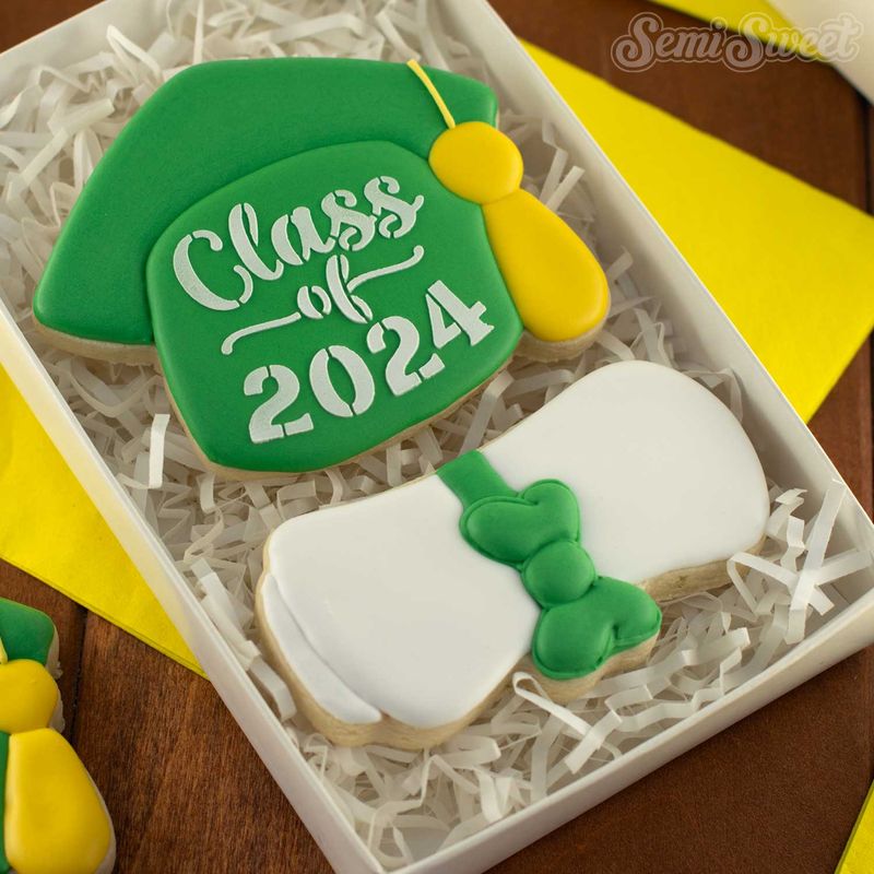 How to Make Graduation Cap Cookies