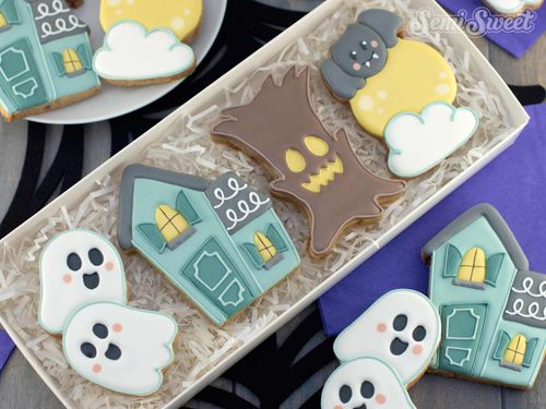 Decorate Halloween Haunted House Cookies