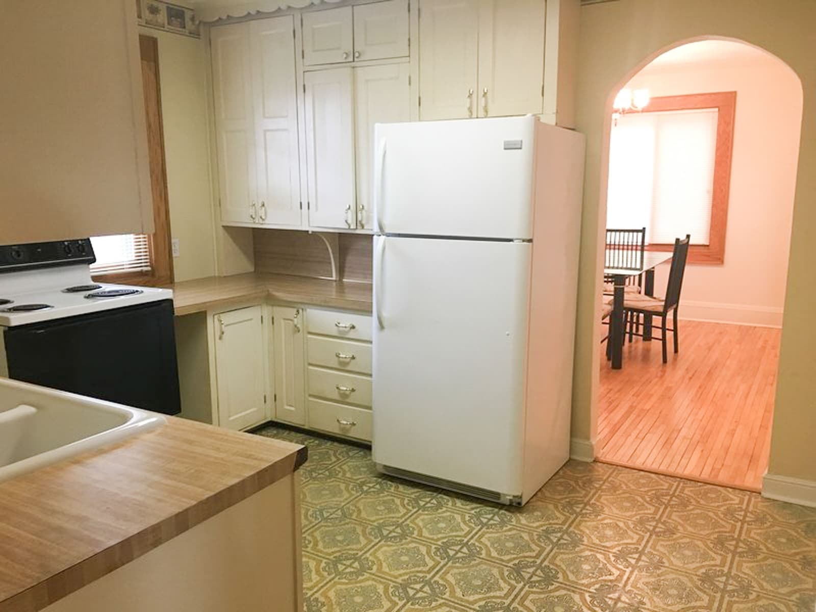 Duplex Vs. Single Family Home Pros & Cons