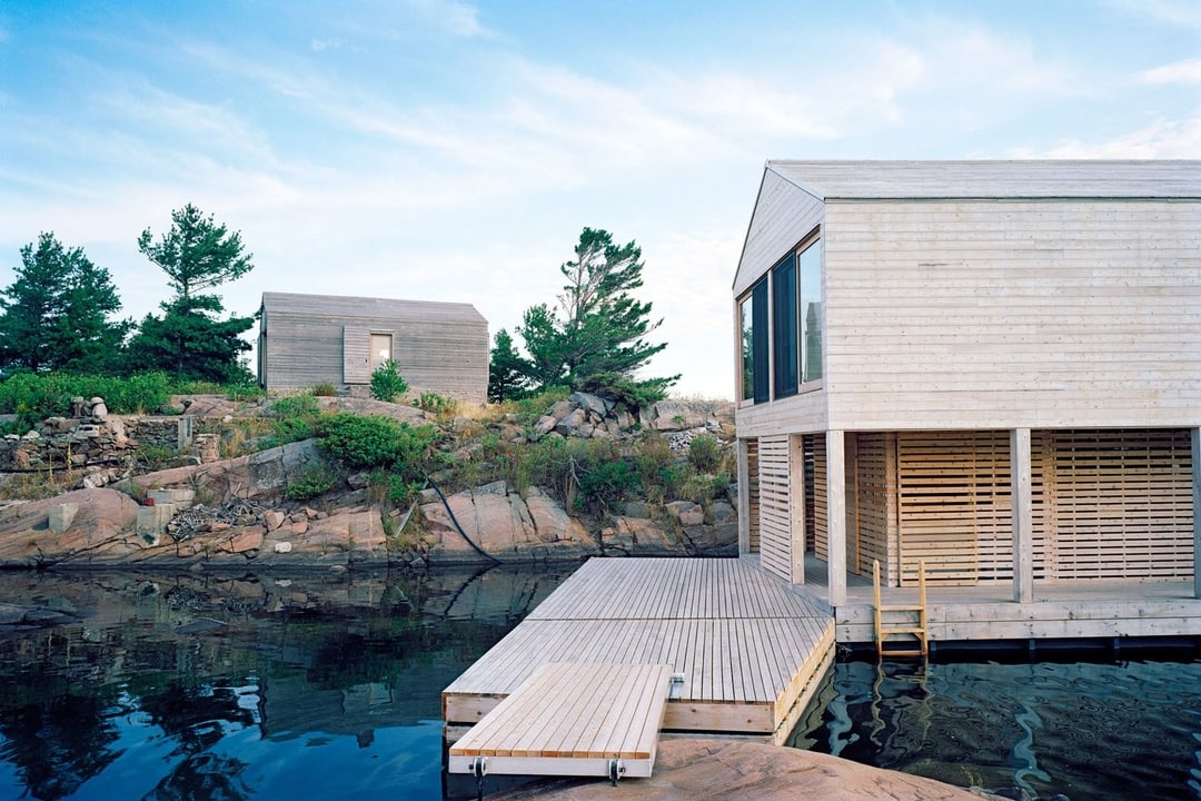 Floating House by MOS Architects