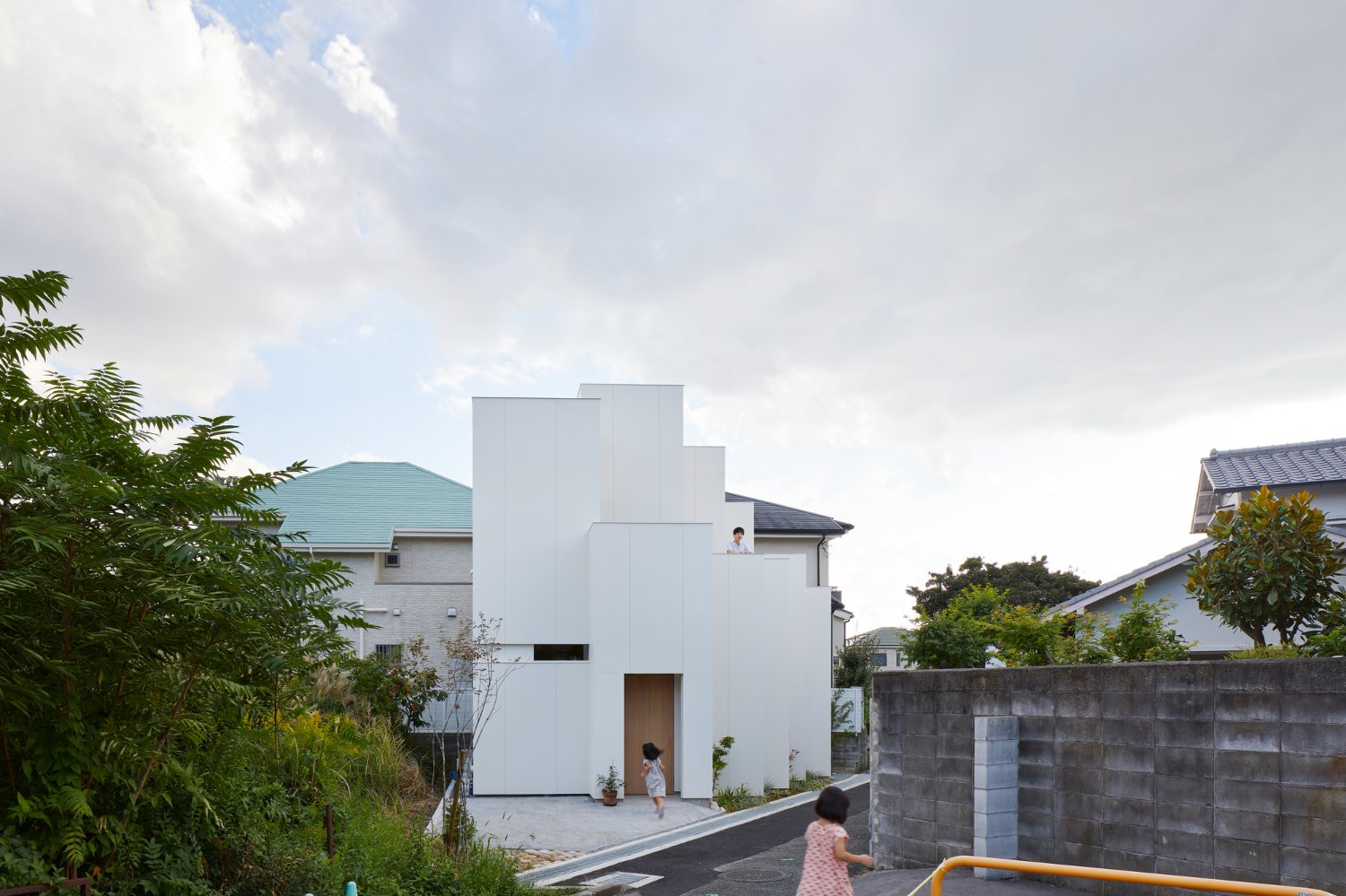 House in South Minoh by Fujiwaramuro Architects