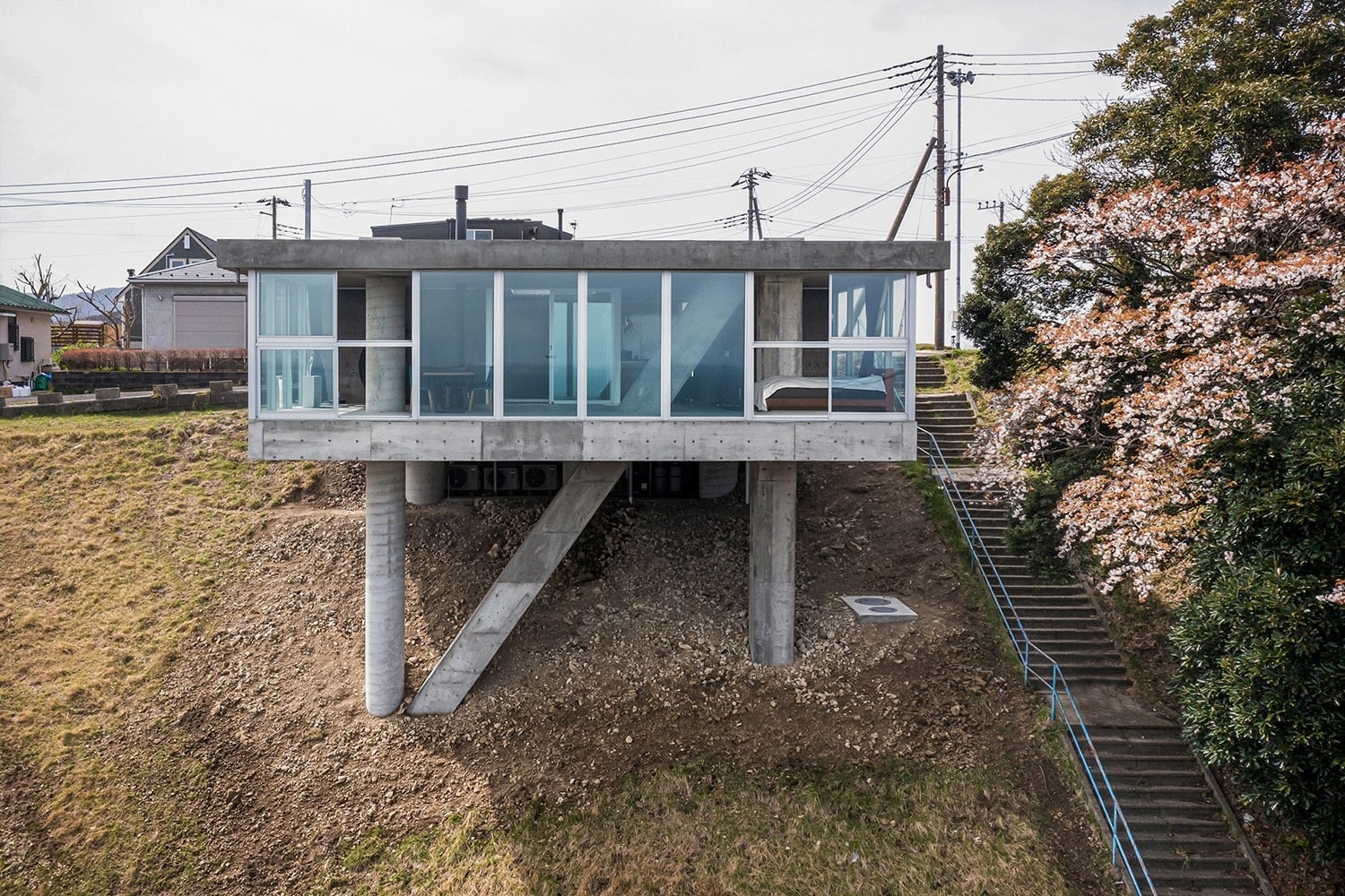 Torus House by Noriaki Hanaoka Architecture