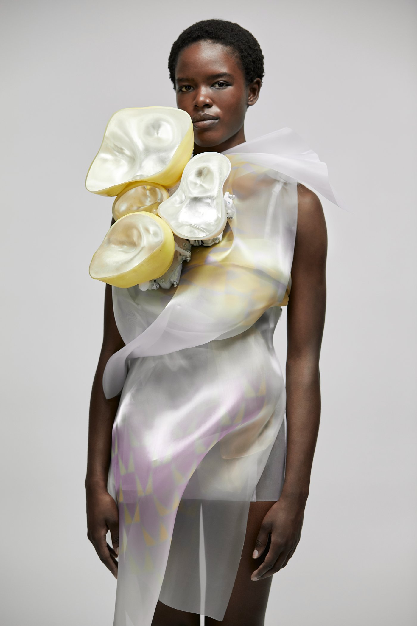 2 5 2 6 by Studio Ying Gao