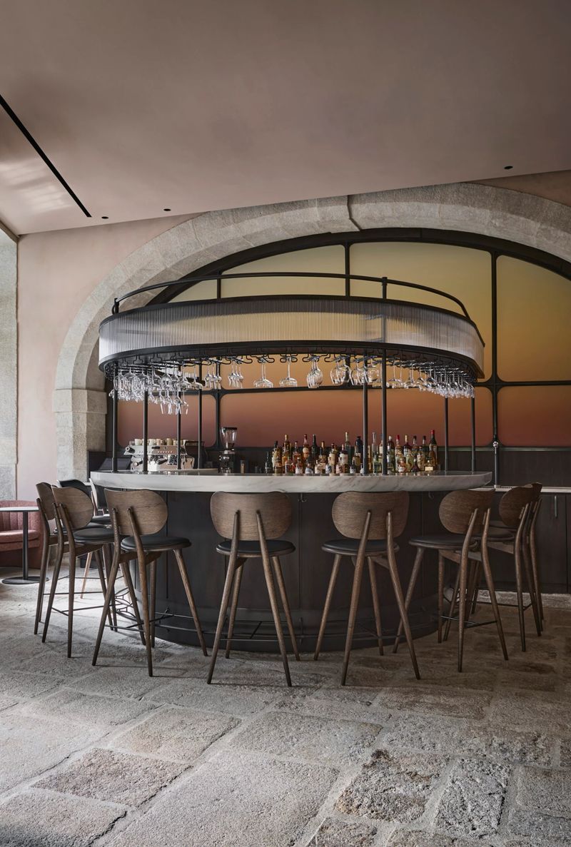 The Largo in Porto — Thisispaper