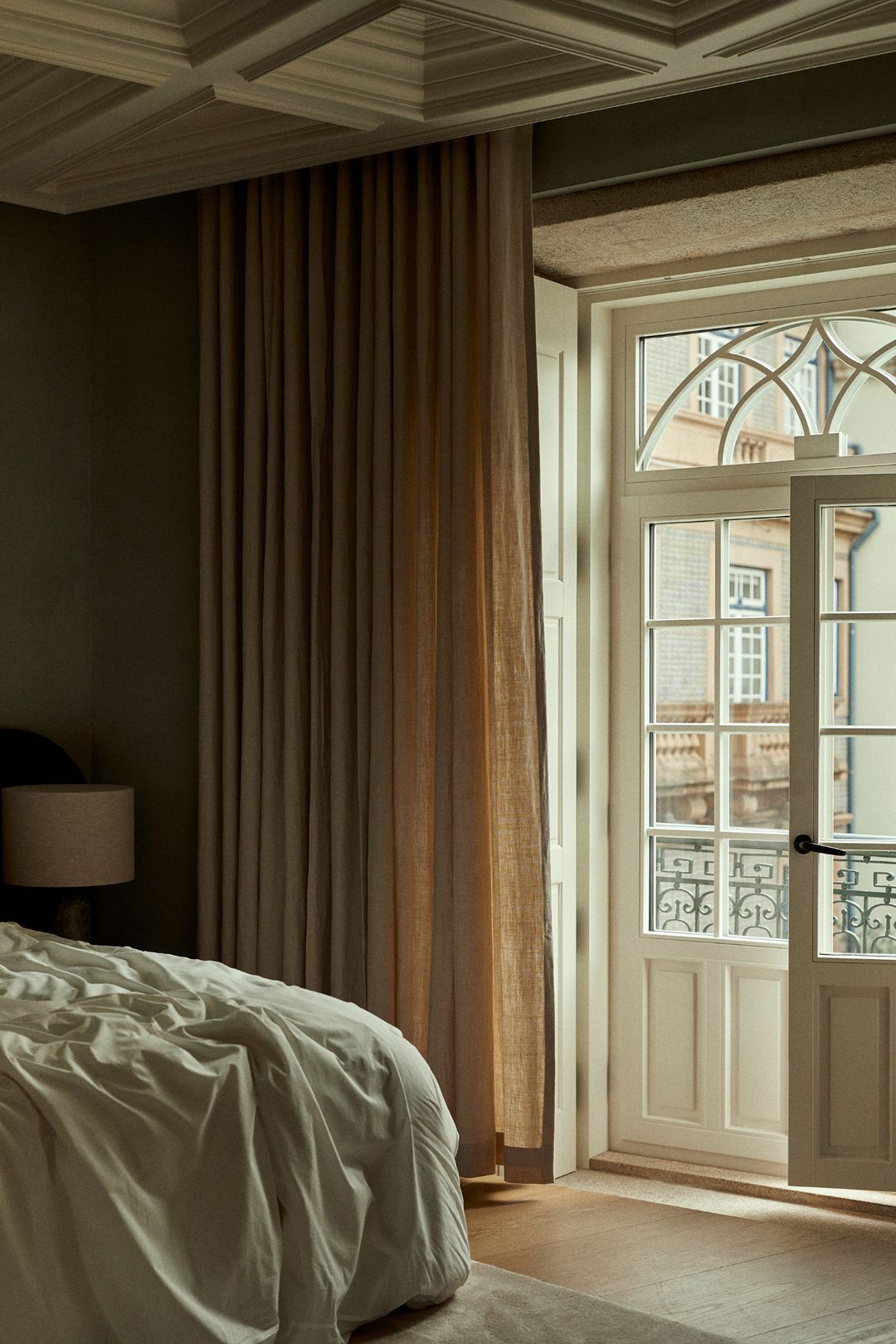 The Largo in Porto — Thisispaper