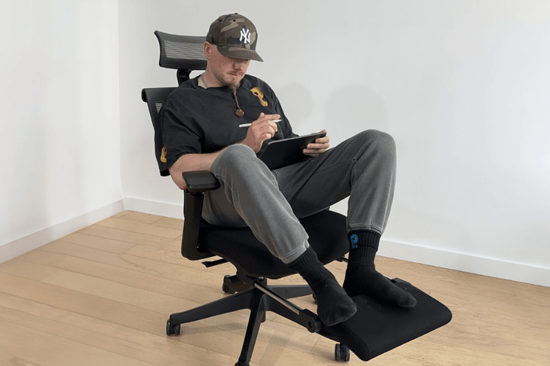 11 Best Chairs For Graphic Designers