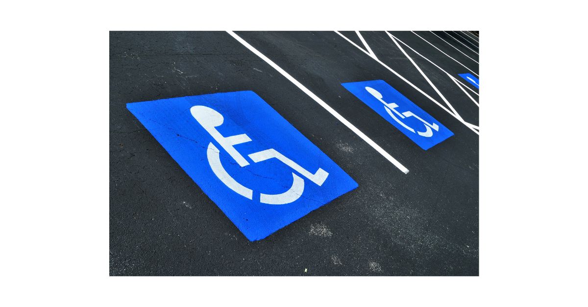 Stationnement handicapé : ce que prévoit le Code de la route