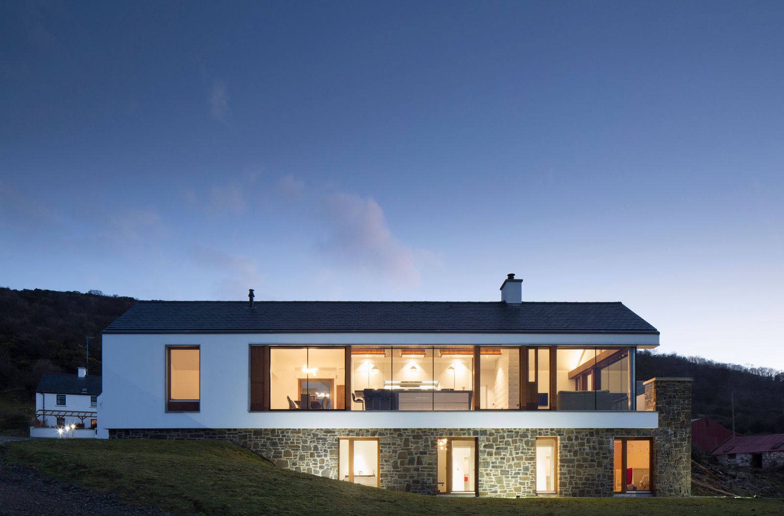 Award-Winning Northern Ireland Architects for Contemporary Bespoke Home ...