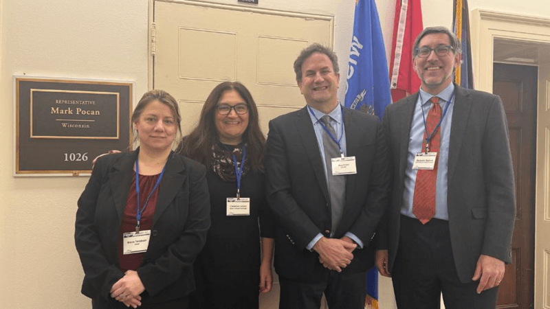 IWT Intrax Work Travel Jobs in USA for the Adventurous