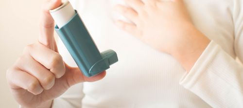 Astma: En komplett guide (Symptomer, test, medisiner)