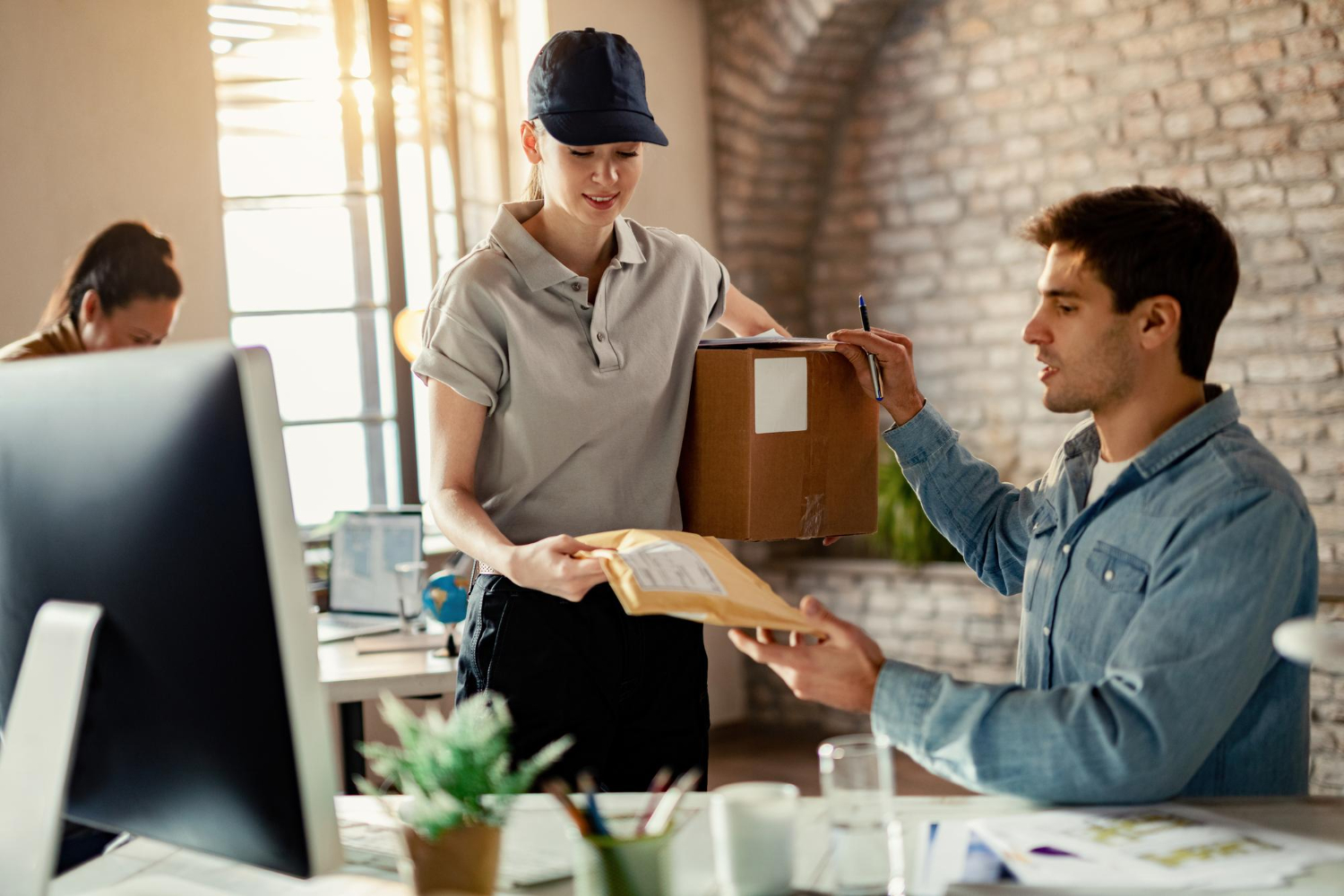 Best Practices for Managing Delivery with Multiple Dropshipping Suppliers