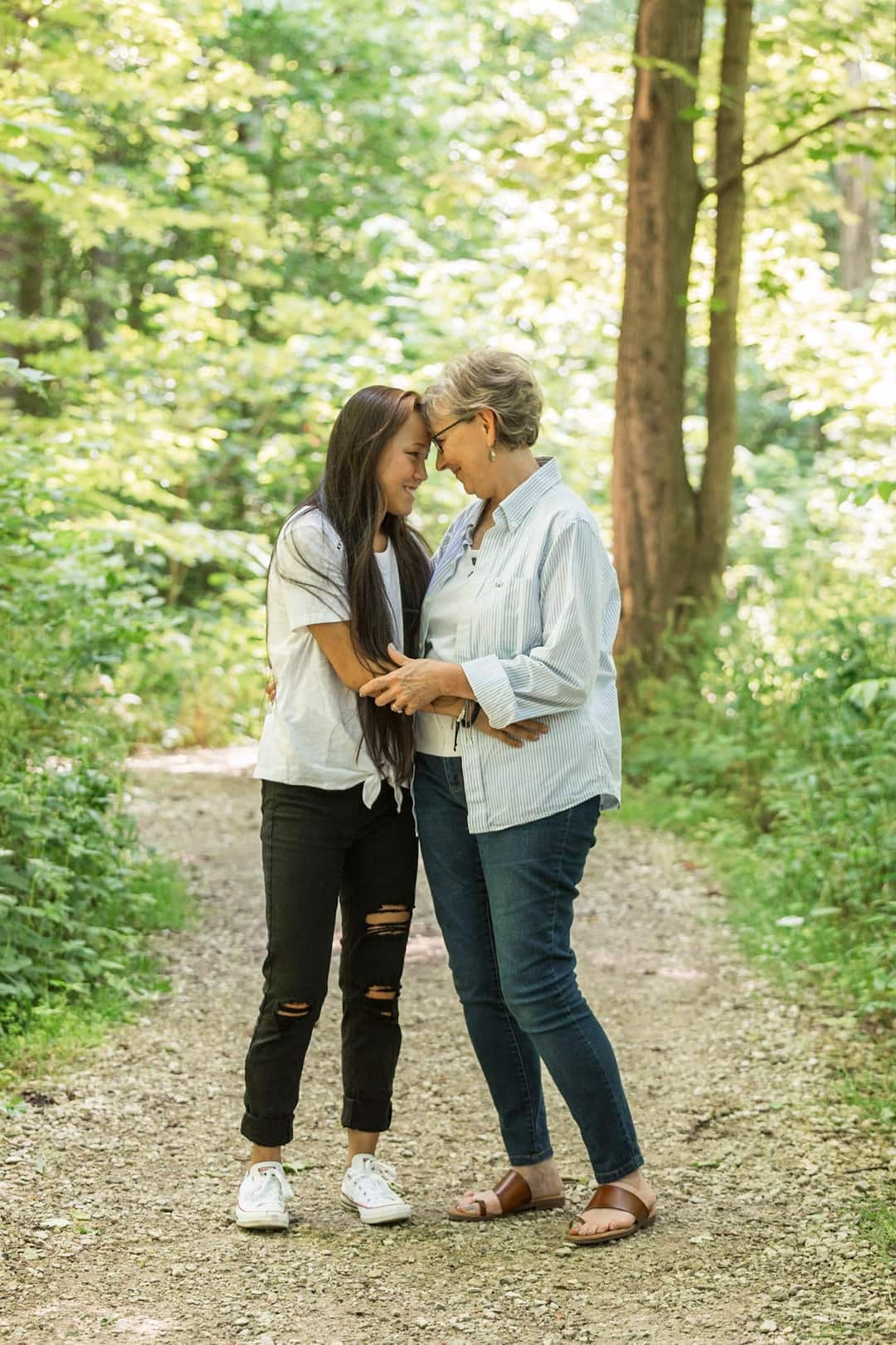Summer Family Photos at Darby Creek Metro Park | Hooley Family | Byers ...