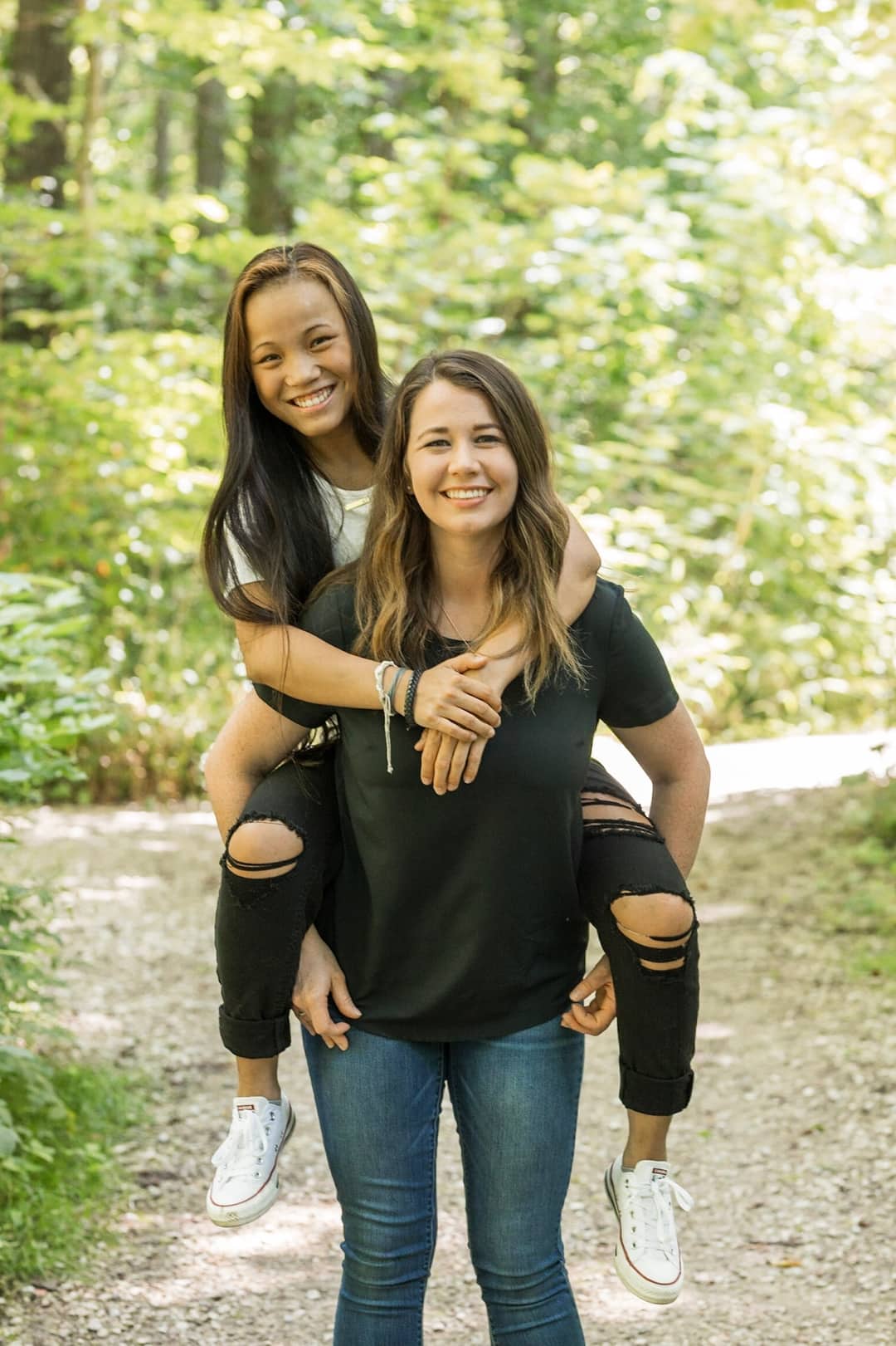 Summer Family Photos at Darby Creek Metro Park | Hooley Family | Byers ...