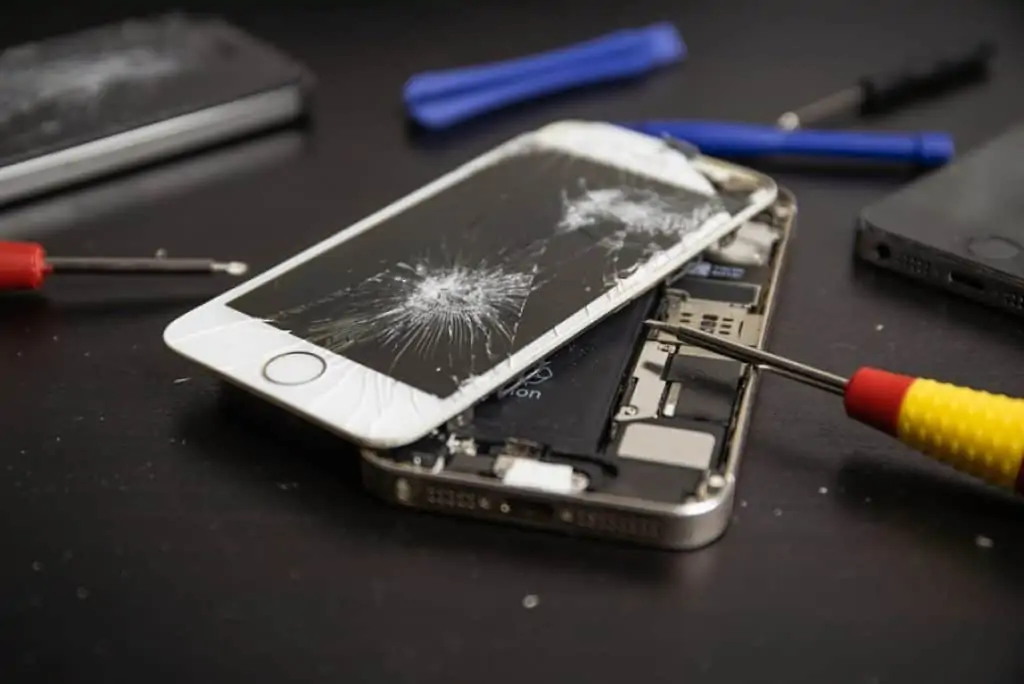 iPhone Repair Service in Bengaluru with 1 Year Warranty