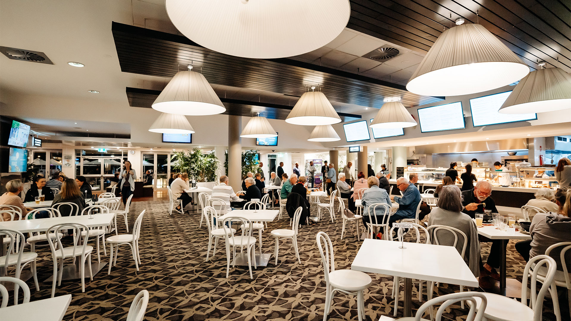 Bars & Dining | The Bistro | Forestville RSL Club
