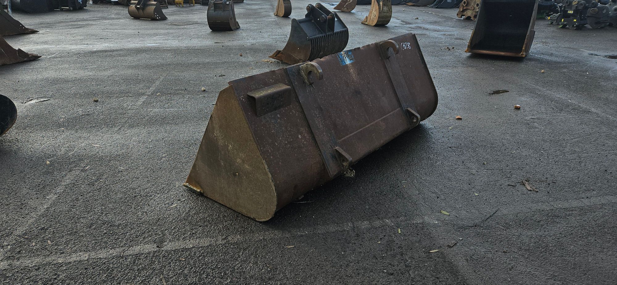 ECFS Plant Sales | 90" Telehandler Bucket w/ JCB Q-Fit - C628