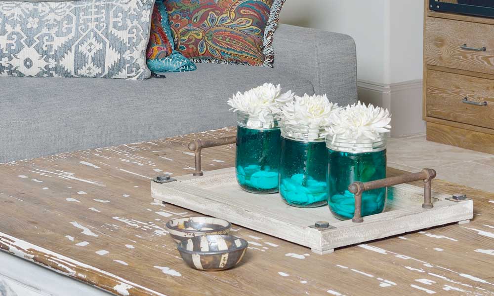 20 Designer Ideas to Decorate a Coffee Table