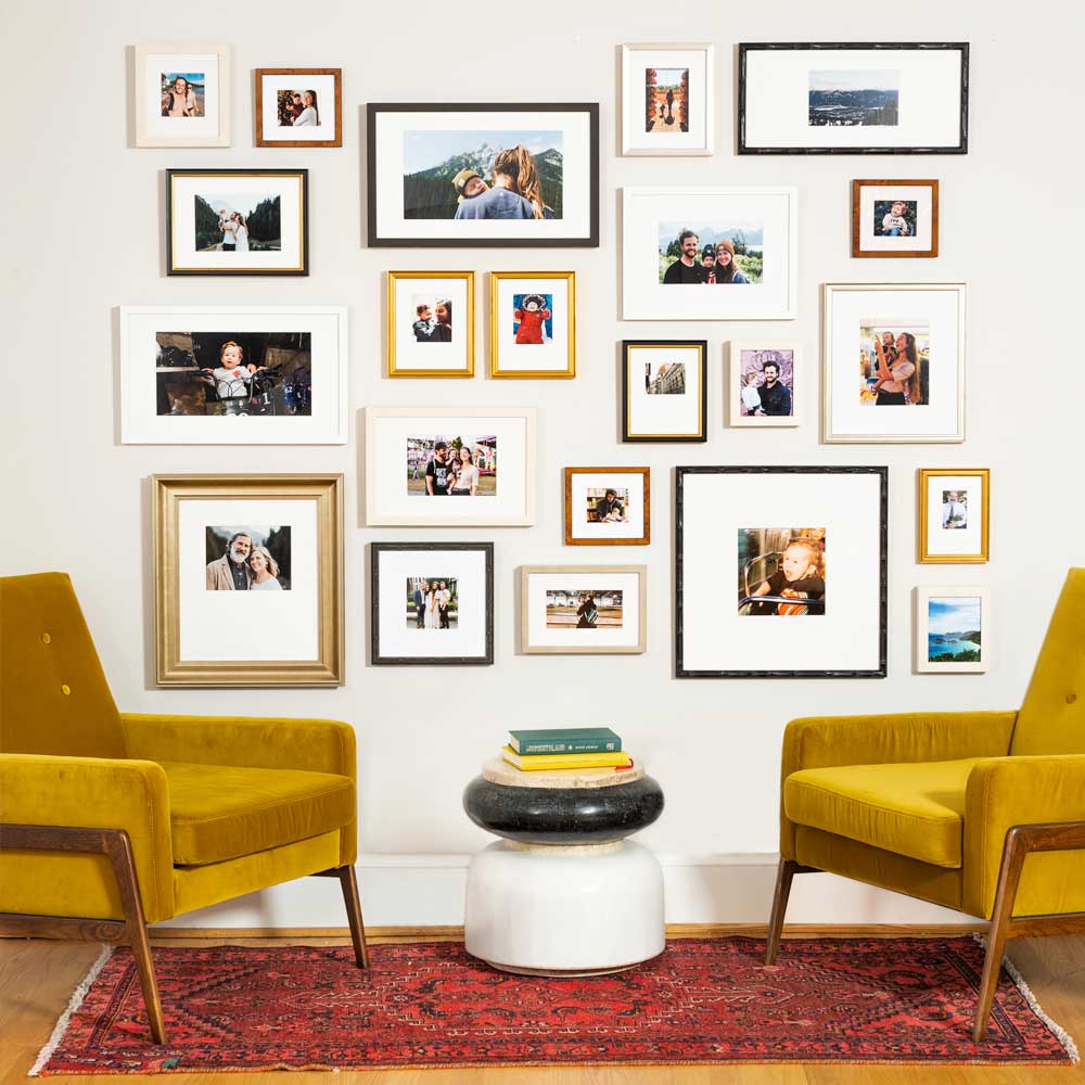 How to Arrange Pictures on a Wall, According to Experts