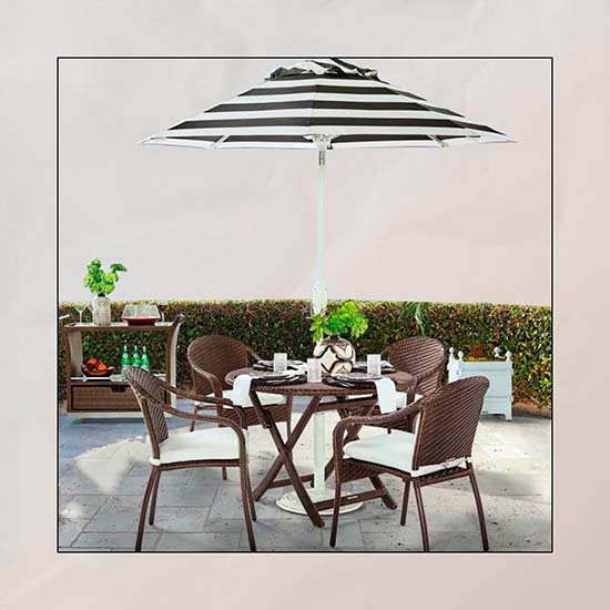 The Complete Guide to Patio Umbrellas (+ 5 Expert Picks for 2024)