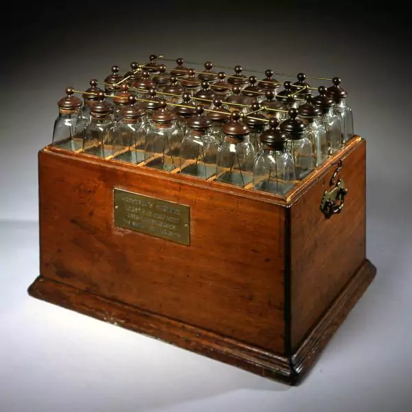 Benjamin Franklin Explains the Leyden Jar | The Atlas Society
