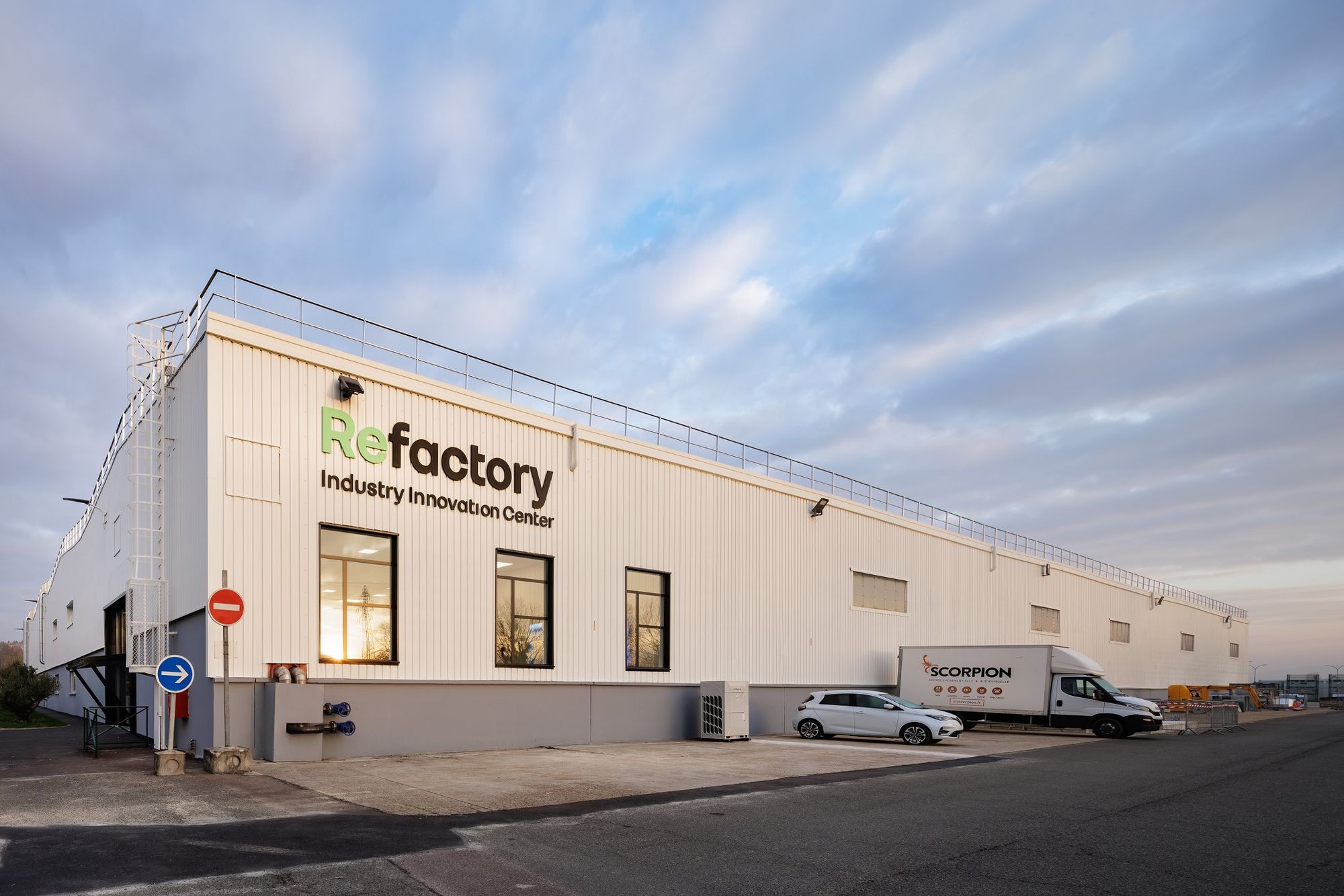 The pioneering circular economy factory | Renault Group launches its ...